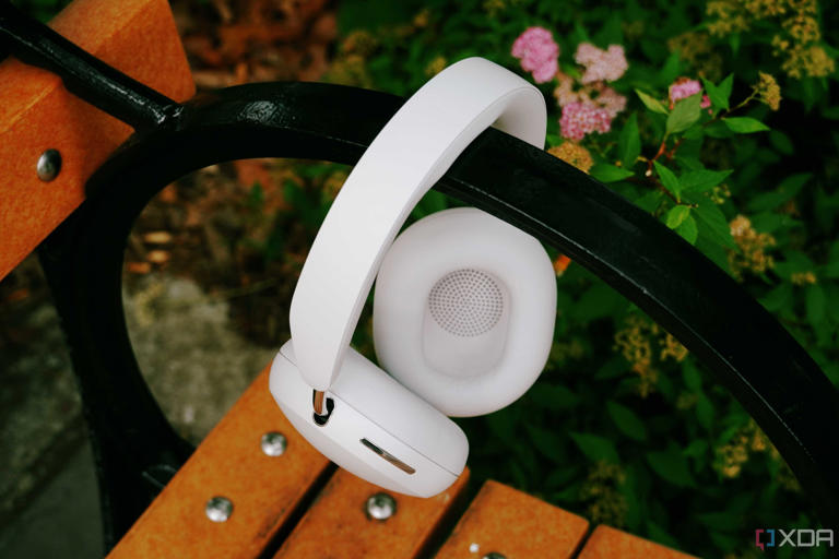 Sonos Ace headphones with lossless audio drop to $299, their lowest ...