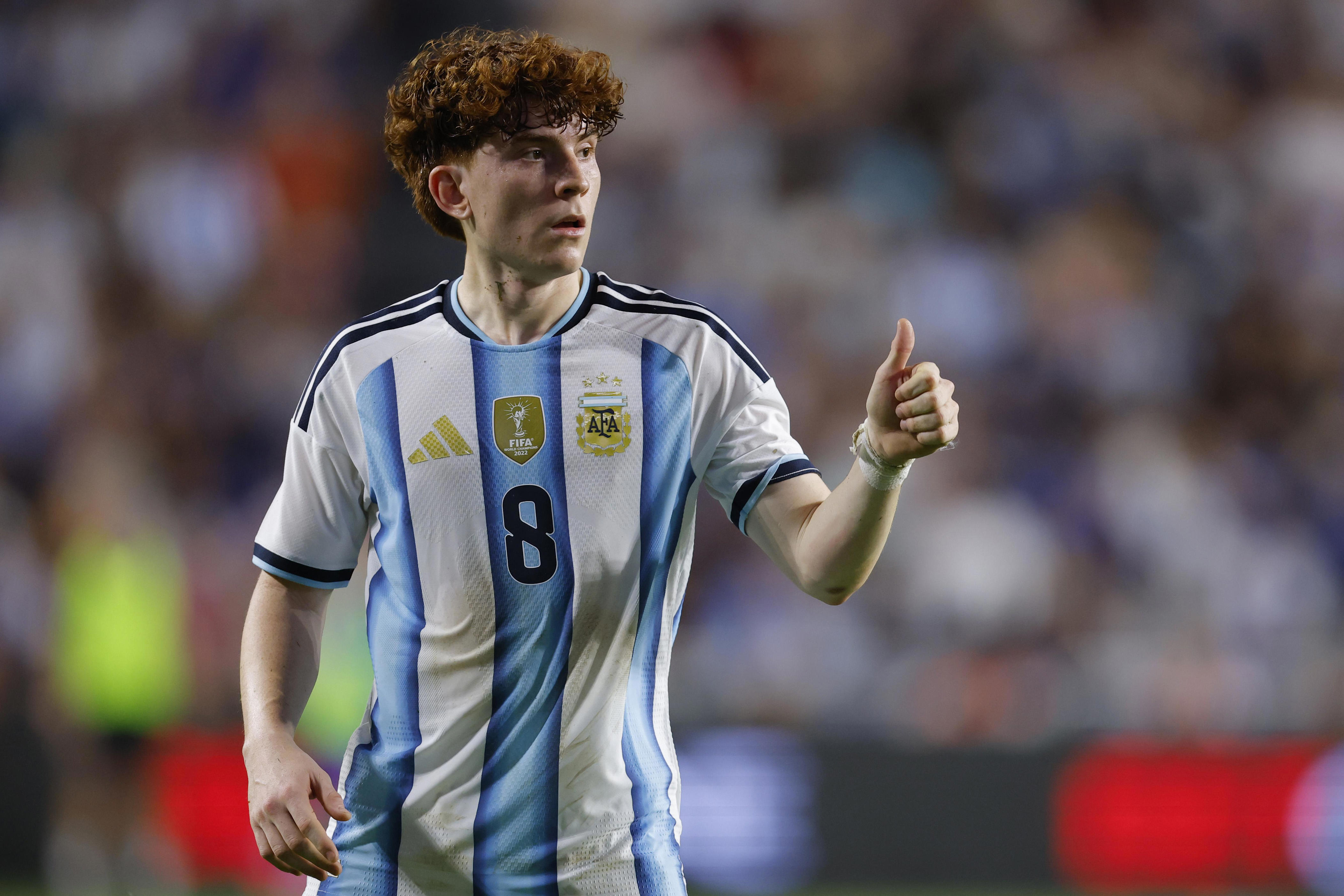 Valentín Barco scores for Argentina; Nicolas Jackson sees red for Senegal