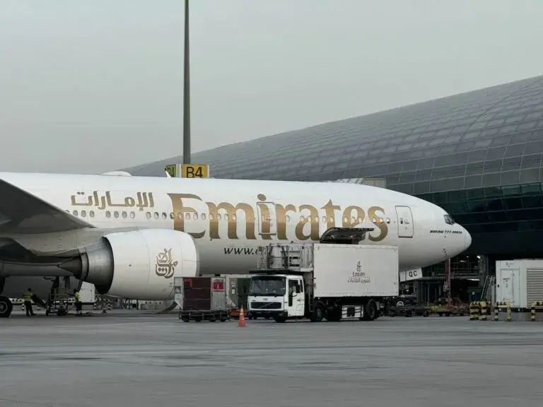 Emirates riporta la first class a Venezia e a Bologna aumentano le ...