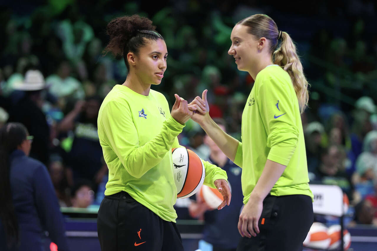 How to vote for former UConn stars Paige Bueckers, Azzi Fudd as WNBA ...