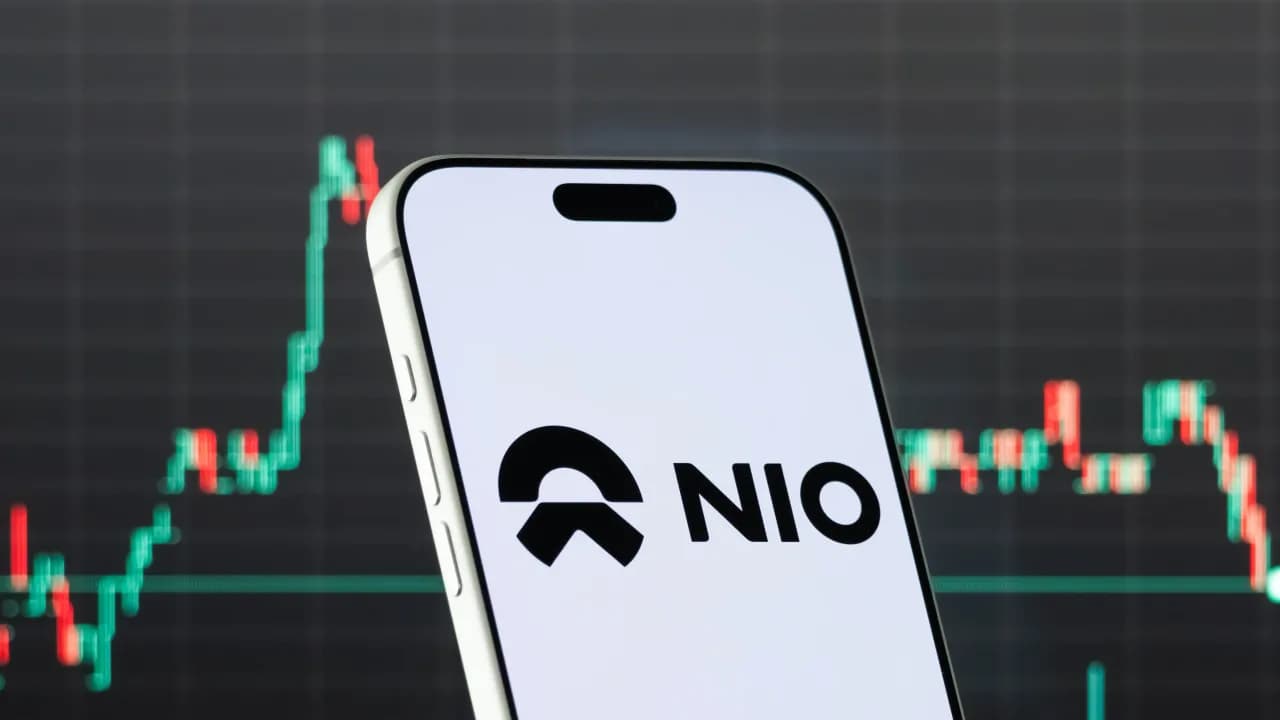 Nio stock slides overnight: Traders weigh EV maker's overseas push as ...
