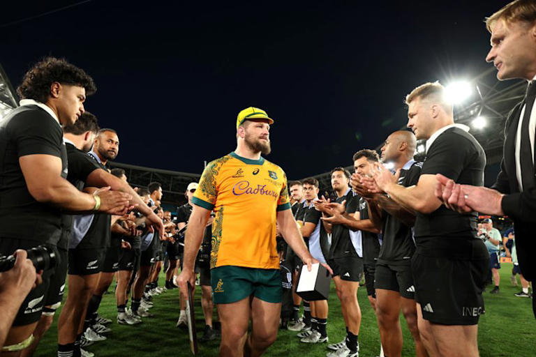 Schmidt talks Test legend into shock retirement backflip