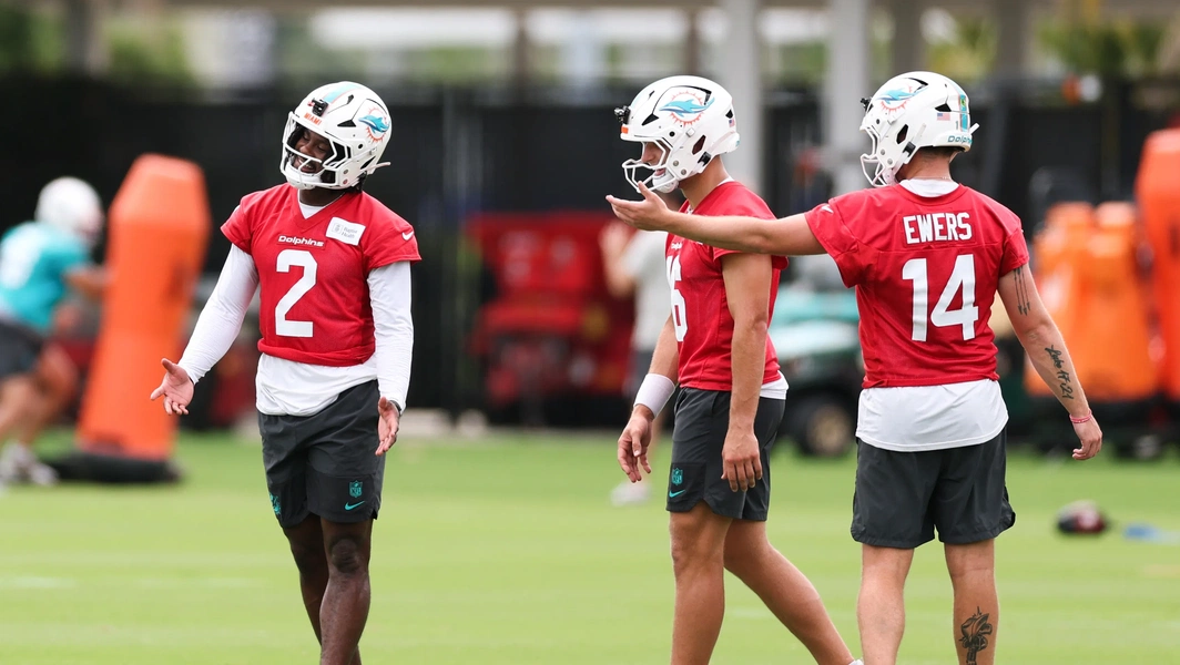 Dolphins, Cowboys, Bucs show early offseason shifts