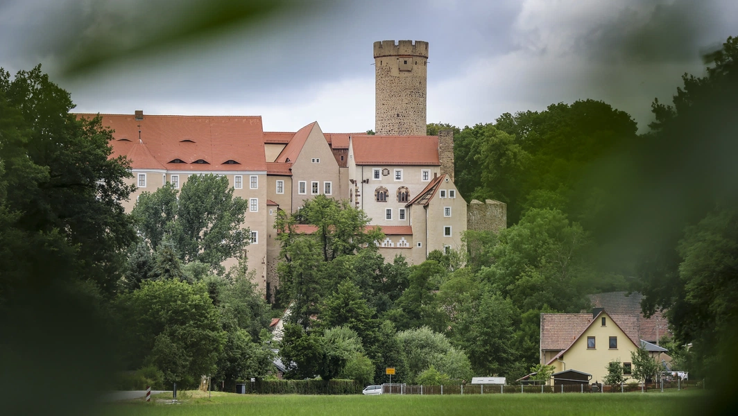 Medieval Saxony castle yields rare alchemical distillation vessel