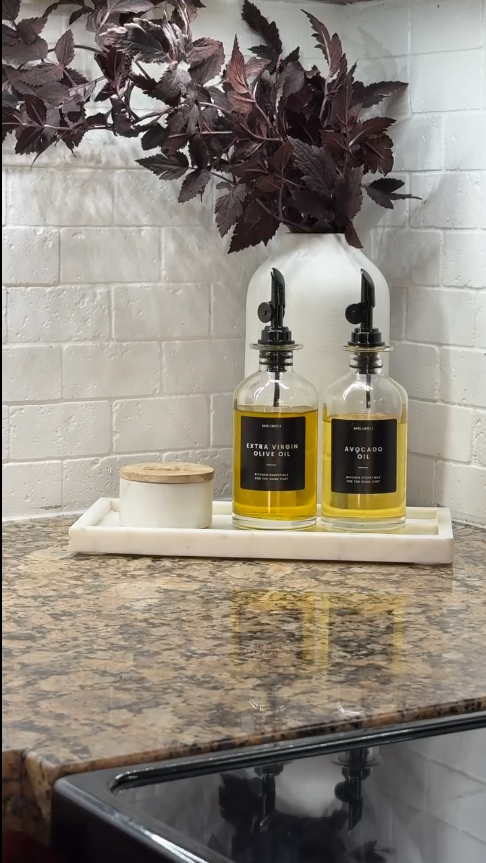 Cute and functional decor ideas for small kitchens