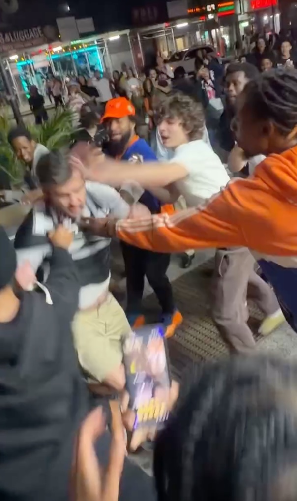 NYPD searching for several hooligans who attacked Spurs fan and ...