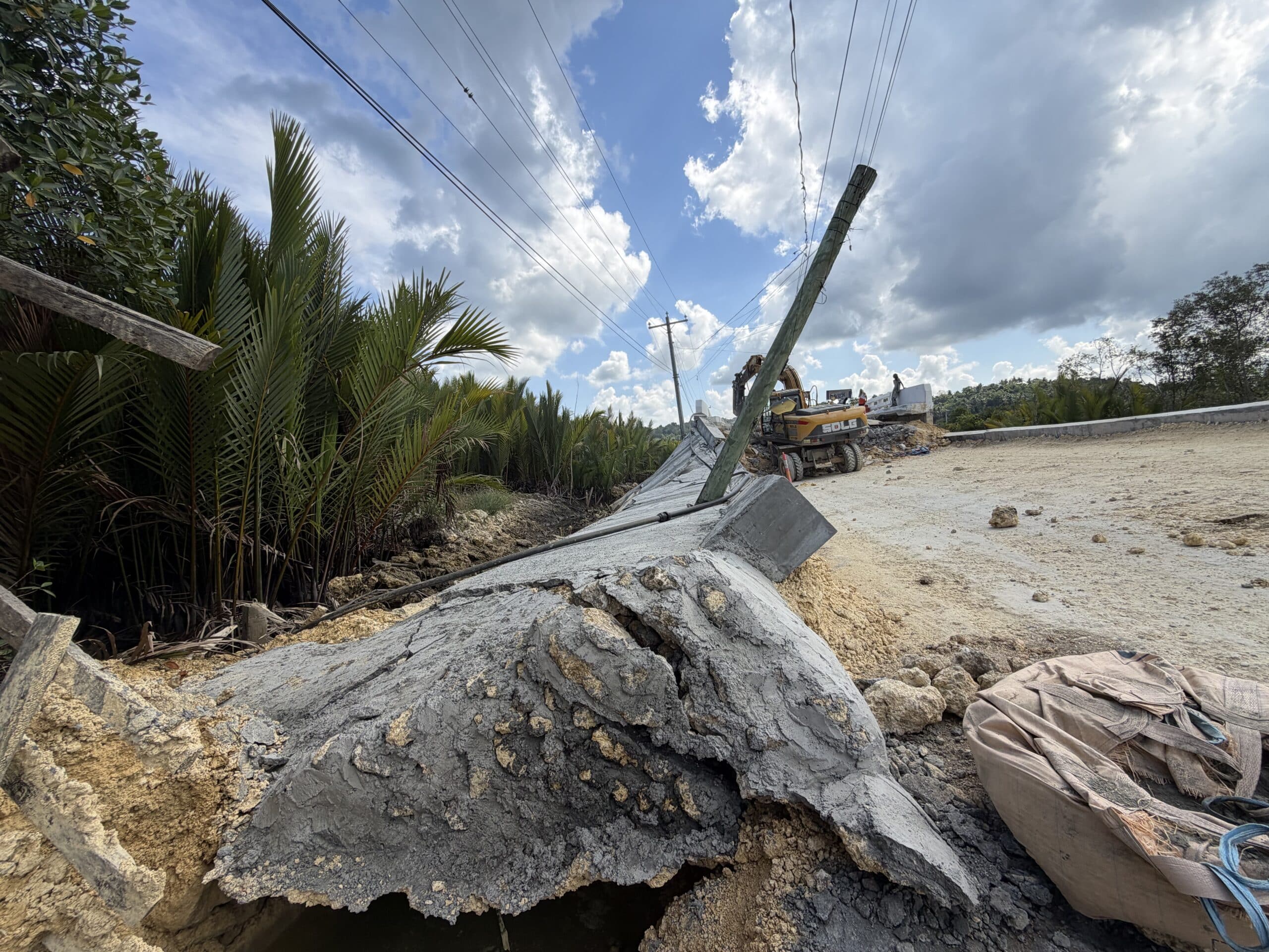 Newly opened bridge in Bohol closed after approach collapsed