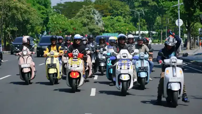 Modifikasi retro hingga anime jadi tren pengguna Yamaha Classy Surabaya