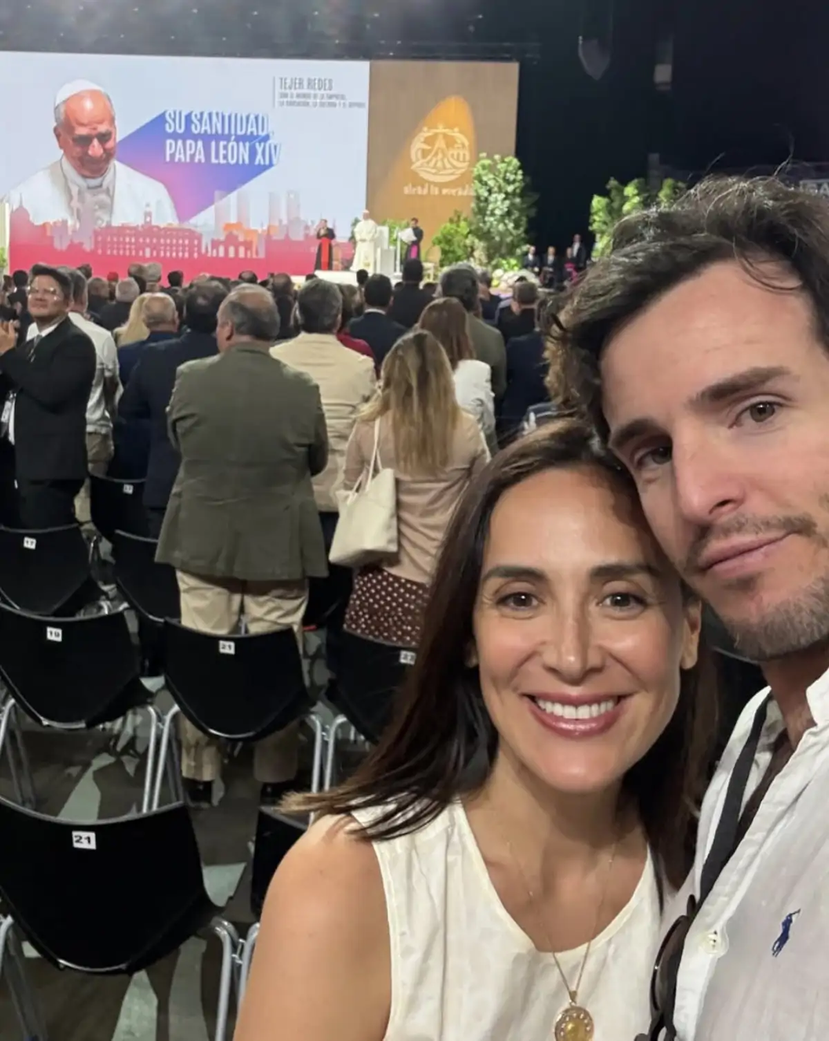 Tamara Falcó abre el álbum de su encuentro con el papa León XIV y ...