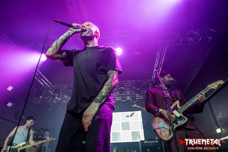 Photo report: Touché Amoré + Greet Death @ Magazzini Generali, Milano ...