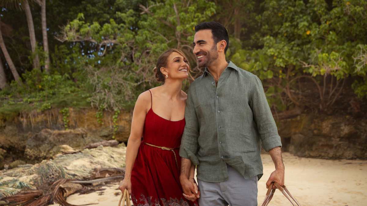 Did you miss ‘Office Romance’s post-credits scene? Jennifer Lopez’s ...