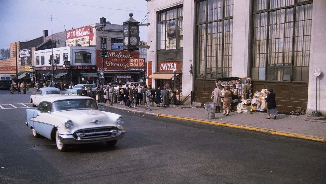 18 glimpses of 1950s life and culture