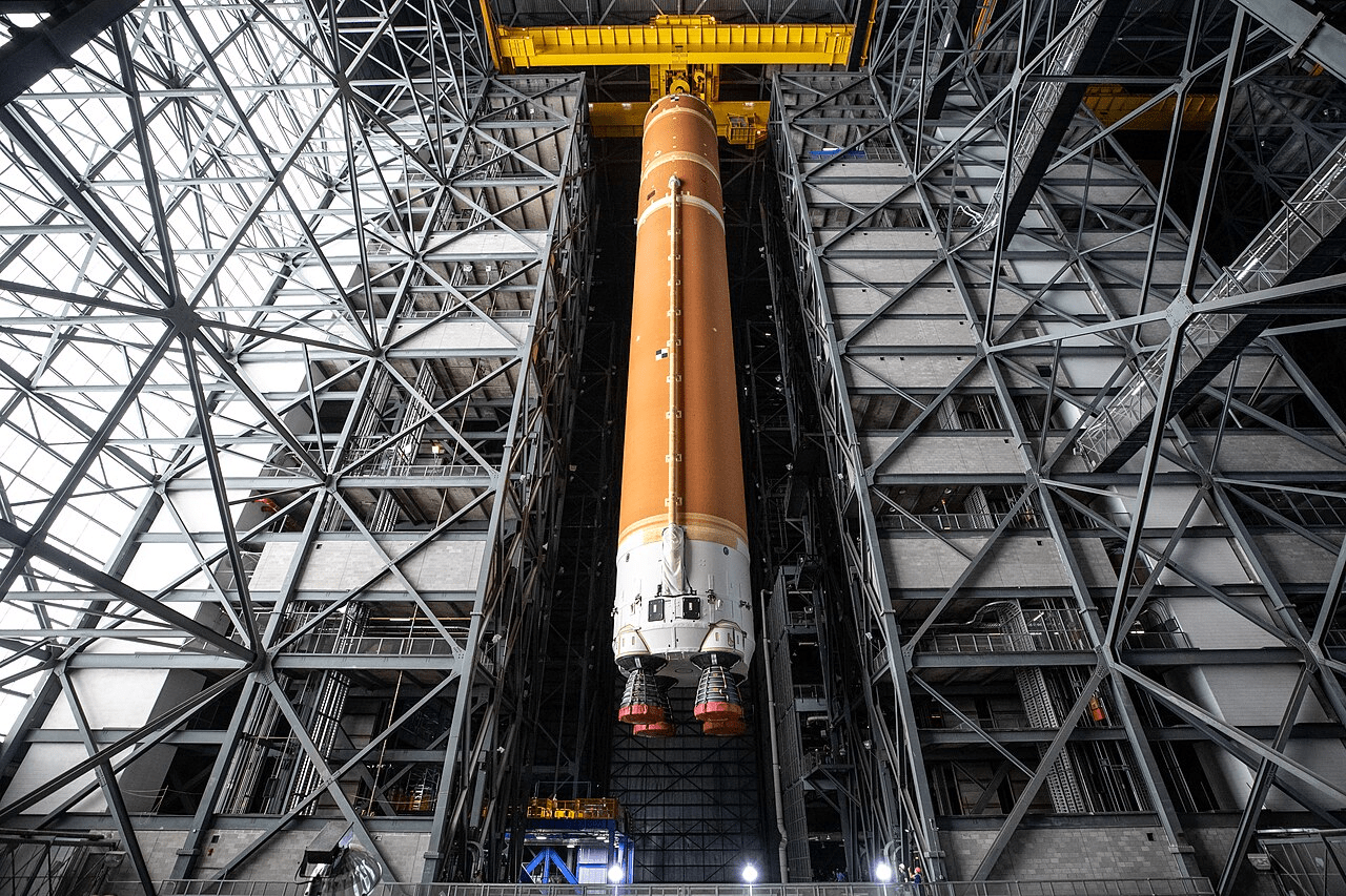 Artemis II’s slow pad crawl puts the hard parts in plain view