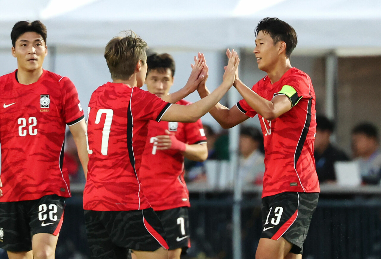 Former national team players see promise, peril in Korea's World Cup path