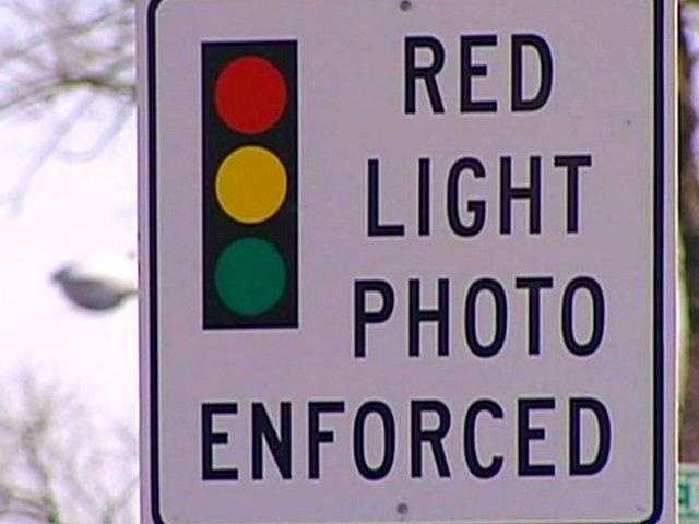 Proposed bill would allow Mass. communities to use red light, speed cameras