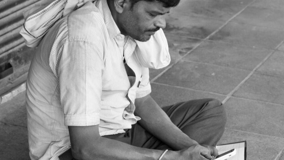 66% entertainment, 11.4% e-governance: How India's connected households ...
