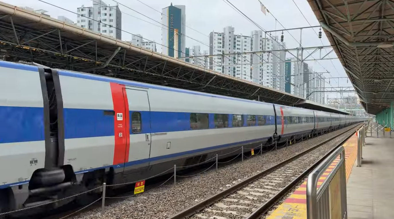 South Korea's KTX high-speed train in first class: What $40 gets you at ...