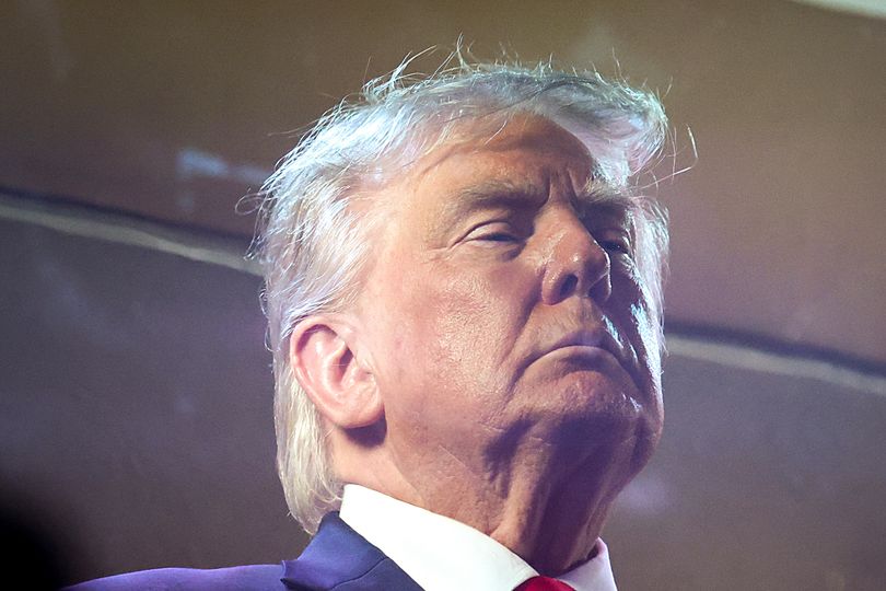 Donald Trump sent ICE message from Spike Lee as Knicks championship ...