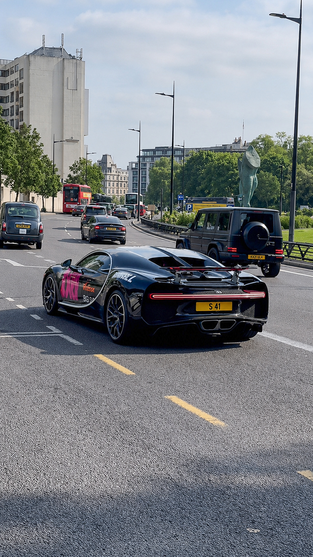 Bugatti Chiron bringing hypercar presence to London roads