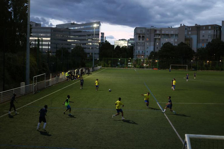 Soccer - How Paris suburbs became France's football factory