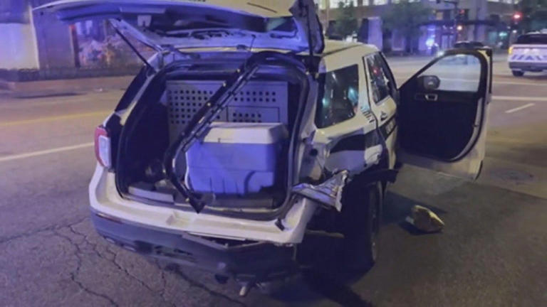 Security guard injured in crash in busy downtown Chicago intersection
