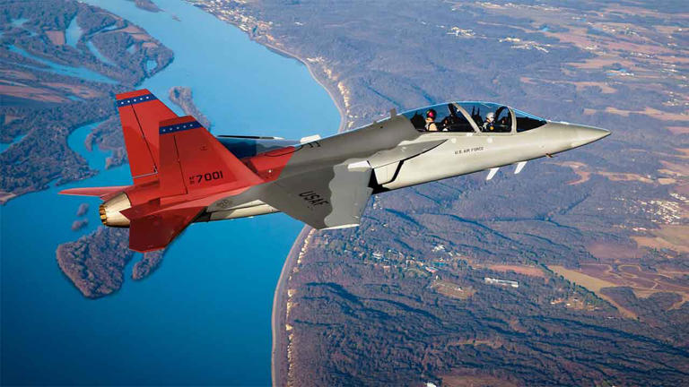 Mer enn halvparten av RAFs Hawk T1-fly nærmer seg grensen for sin ...