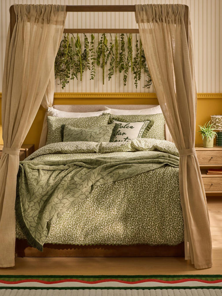 The genius way Interior Design Masters winner Lia Gold made a budget ...