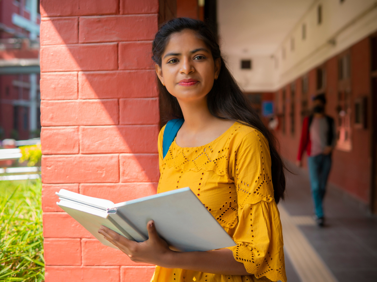 Why are Delhi University students skipping the fourth year? New data ...