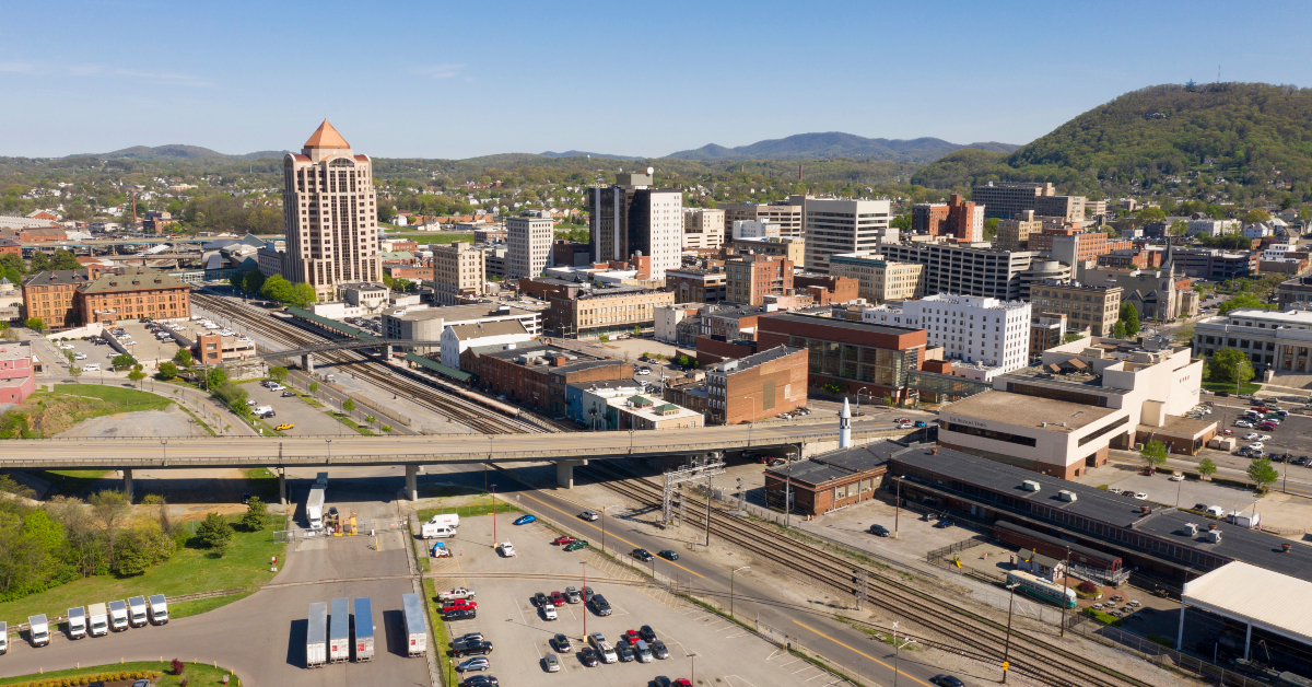 13 Appalachian towns where a couple can live on nothing but Social Security