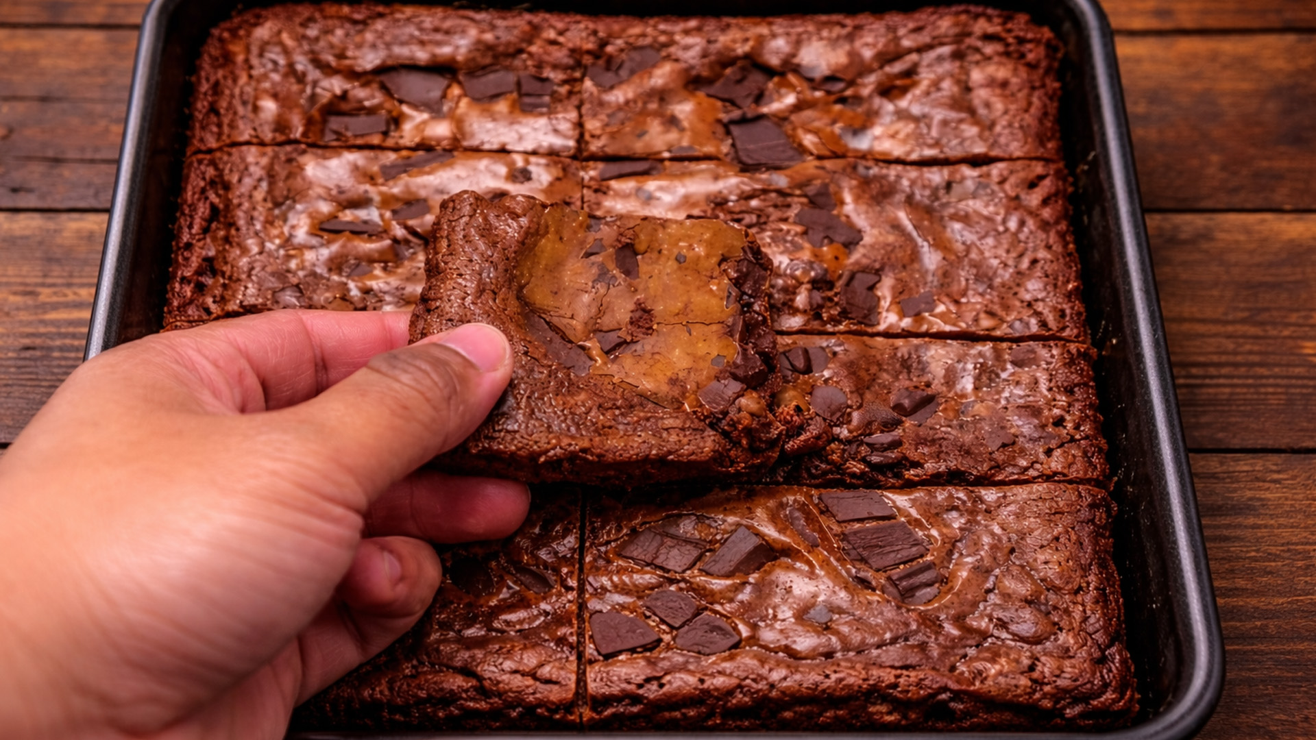 How to make fudgy chocolate brownies