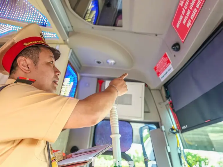 Bộ Công an đề xuất truyền dữ liệu hình ảnh trên xe khách về Cục CSGT ...