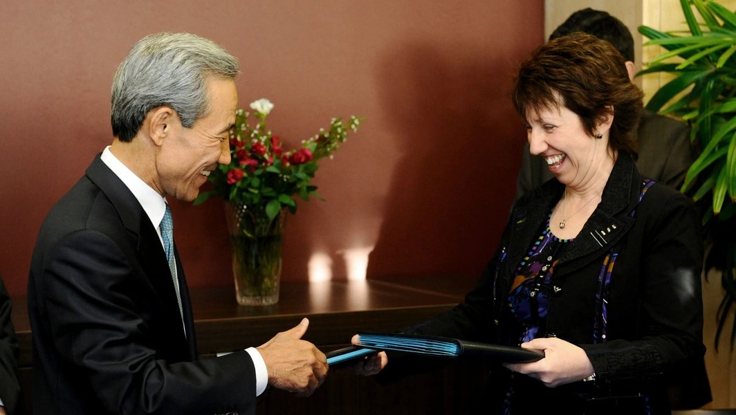 EU and South Korea sign digital trade deal, boost security
