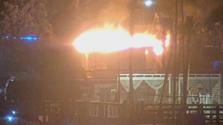 Crews responds to fire at abandoned motel on Clearwater Beach