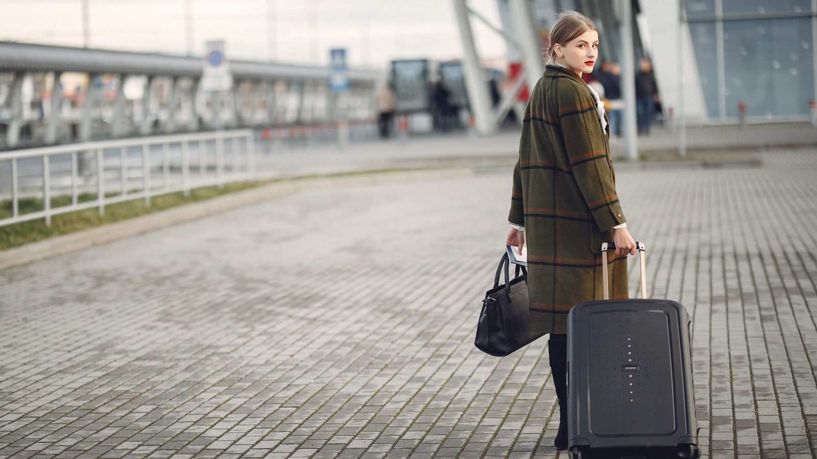 Stop buying these carry-on bags because airlines are rejecting them