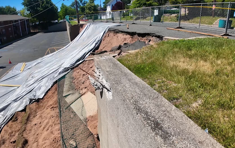 Retaining wall collapse shuts Ridgefield Park road with yearlong repair ...