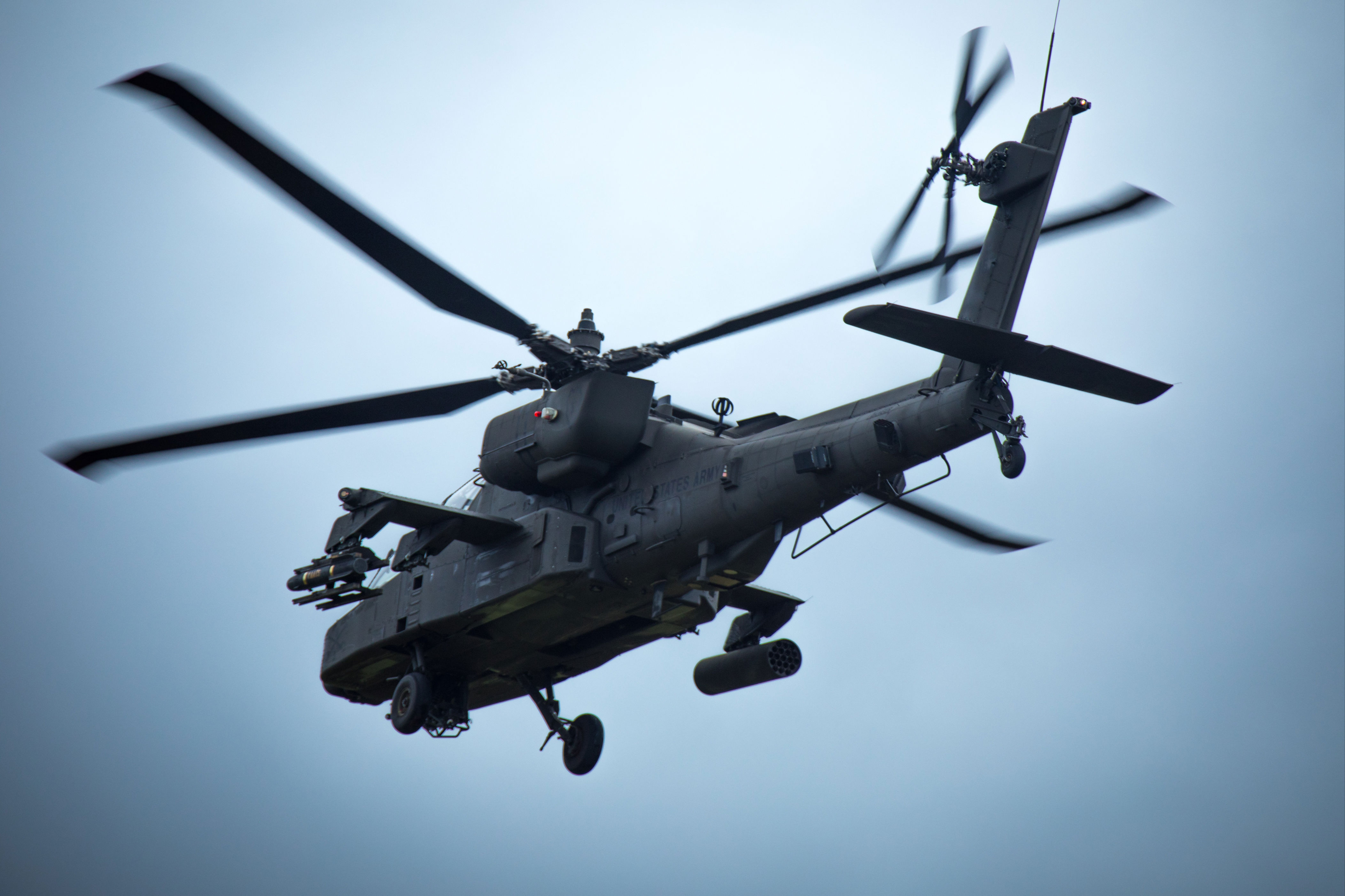 Trump reveals jaw-dropping bravery of Apache pilots after Iranian drone ...