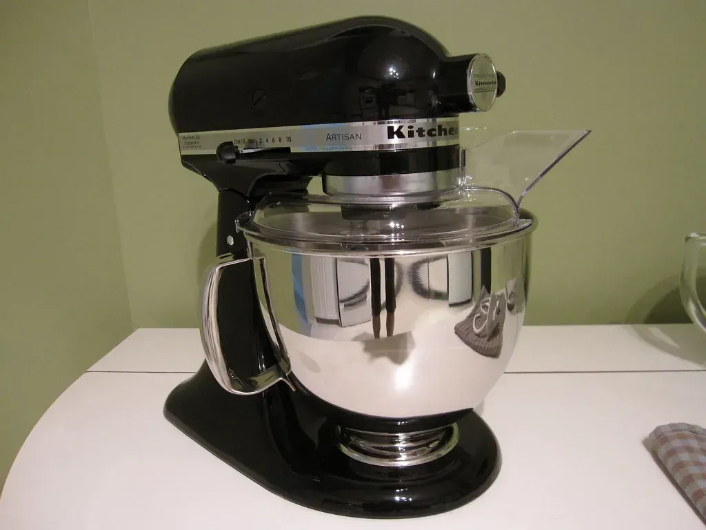 How many of these 13 vintage kitchen items are you still holding onto?