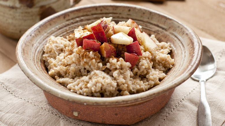 16 tips you need to make a perfect bowl of oatmeal