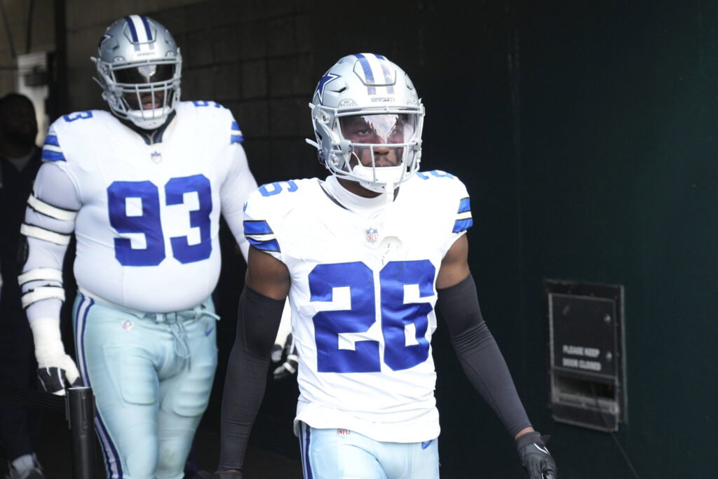 Cowboys HC reveals new details on DaRon Bland’s recovery among 4 others