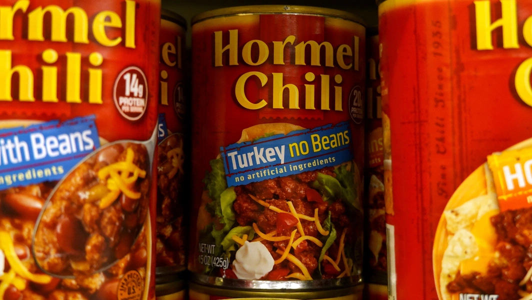 Top canned chili brands compared for flavor and texture