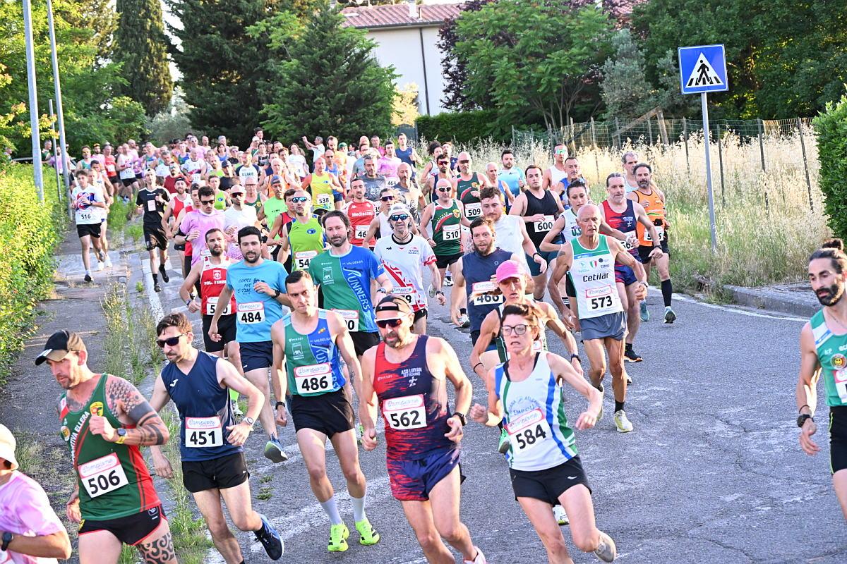 Corri e mangia a Tavarnelle, foto e classifica della corsa