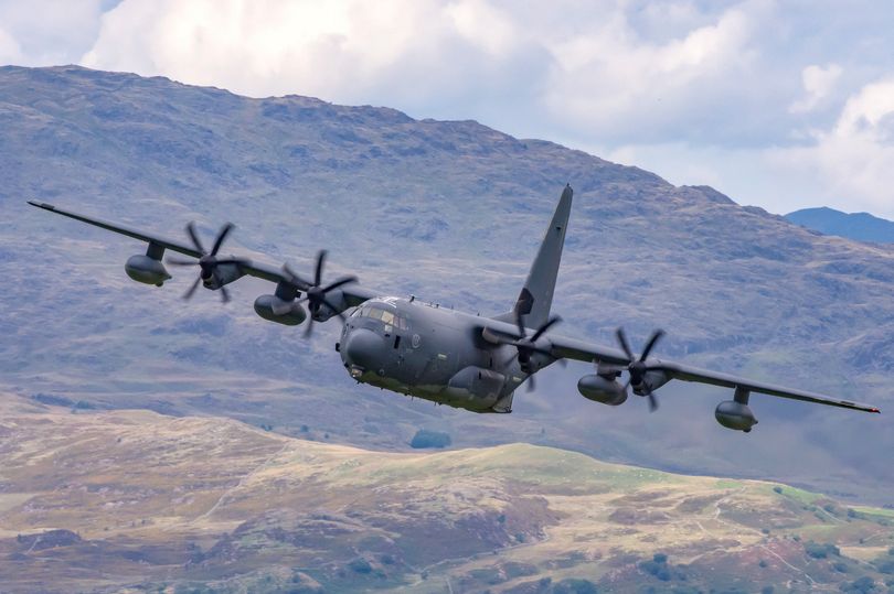 US military plane declares sudden 'mid-flight emergency' over UK