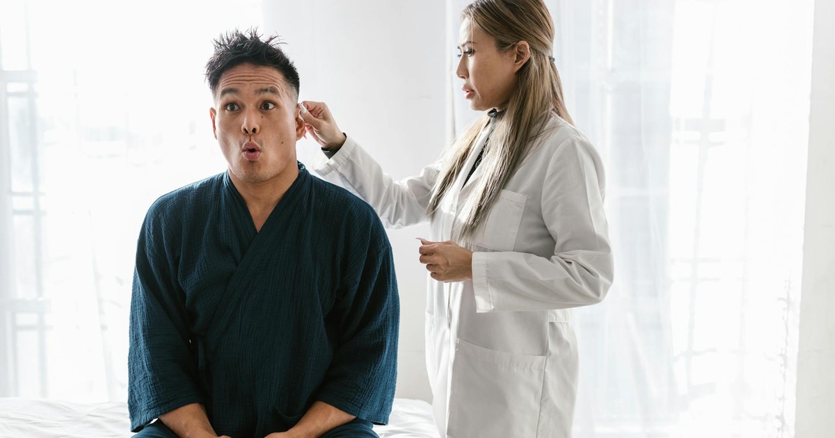 Eight dangerous things middle-aged men do, according to a cardiologist