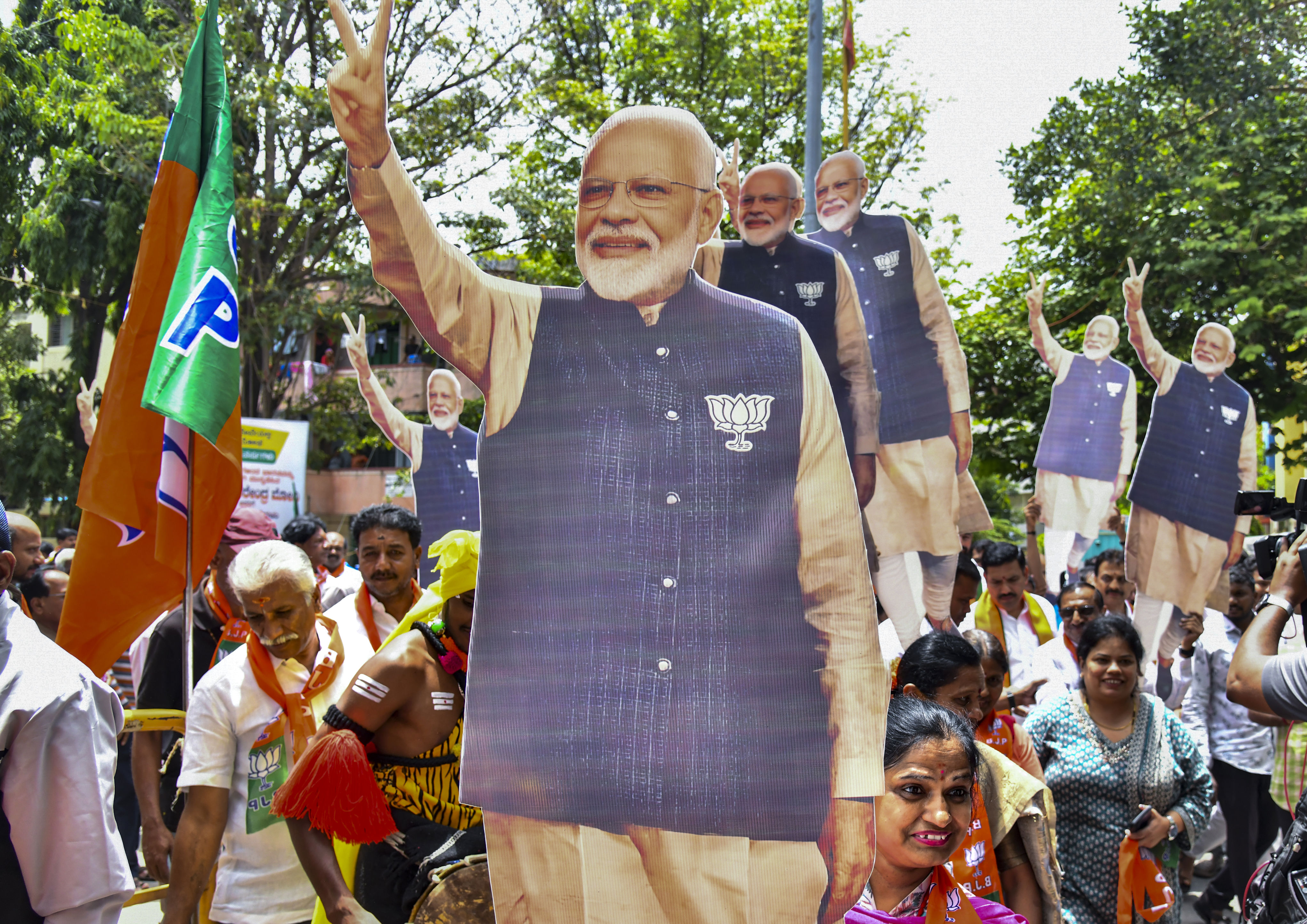 'Symbol of deep public trust': Baluni hails Modi’s milestone of 4,399 ...
