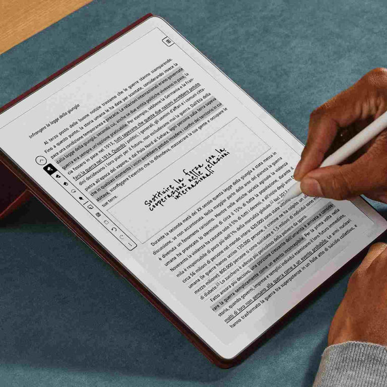 Kindle Scribe Colorsoft arriva in Italia: il nuovo e-reader a colori ...