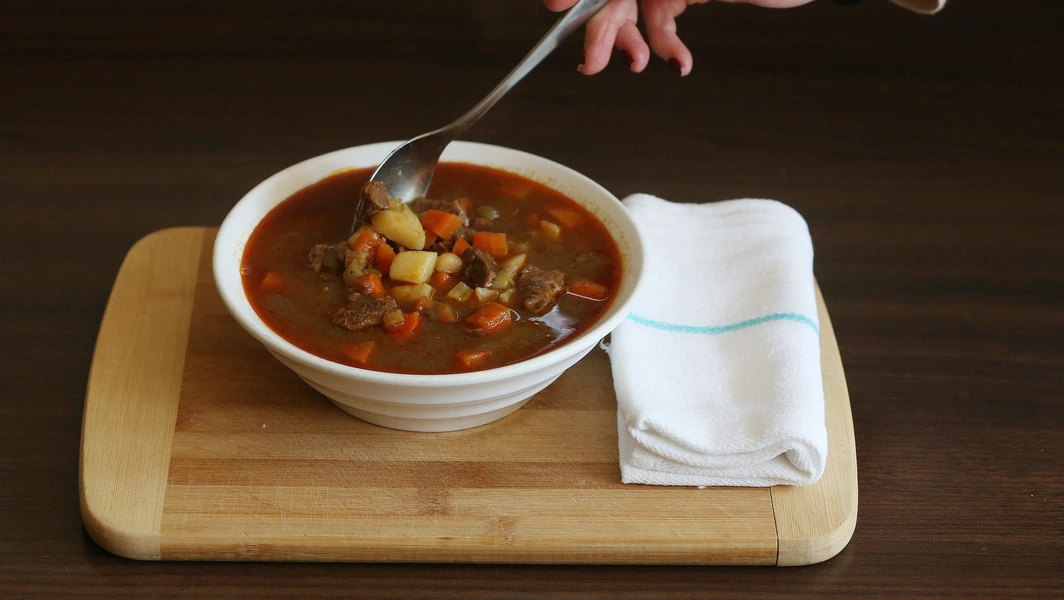 15 slow cooker dinners for effortless comfort