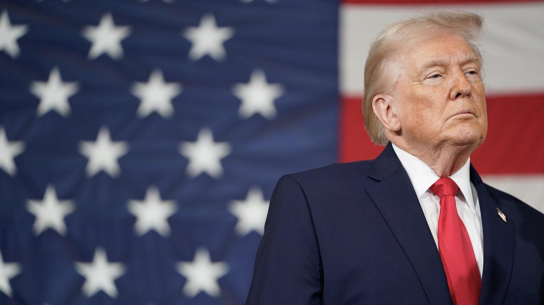 Trump’s behavior during a White House event draws attention online