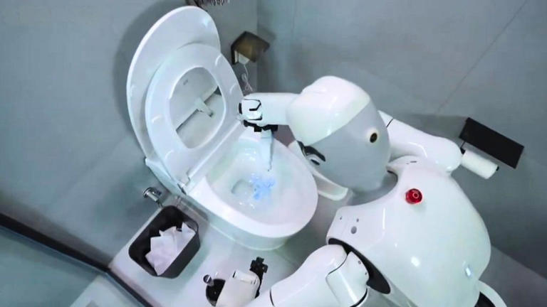 Trung Quốc thử nghiệm robot giúp việc trong các hộ gia đình
