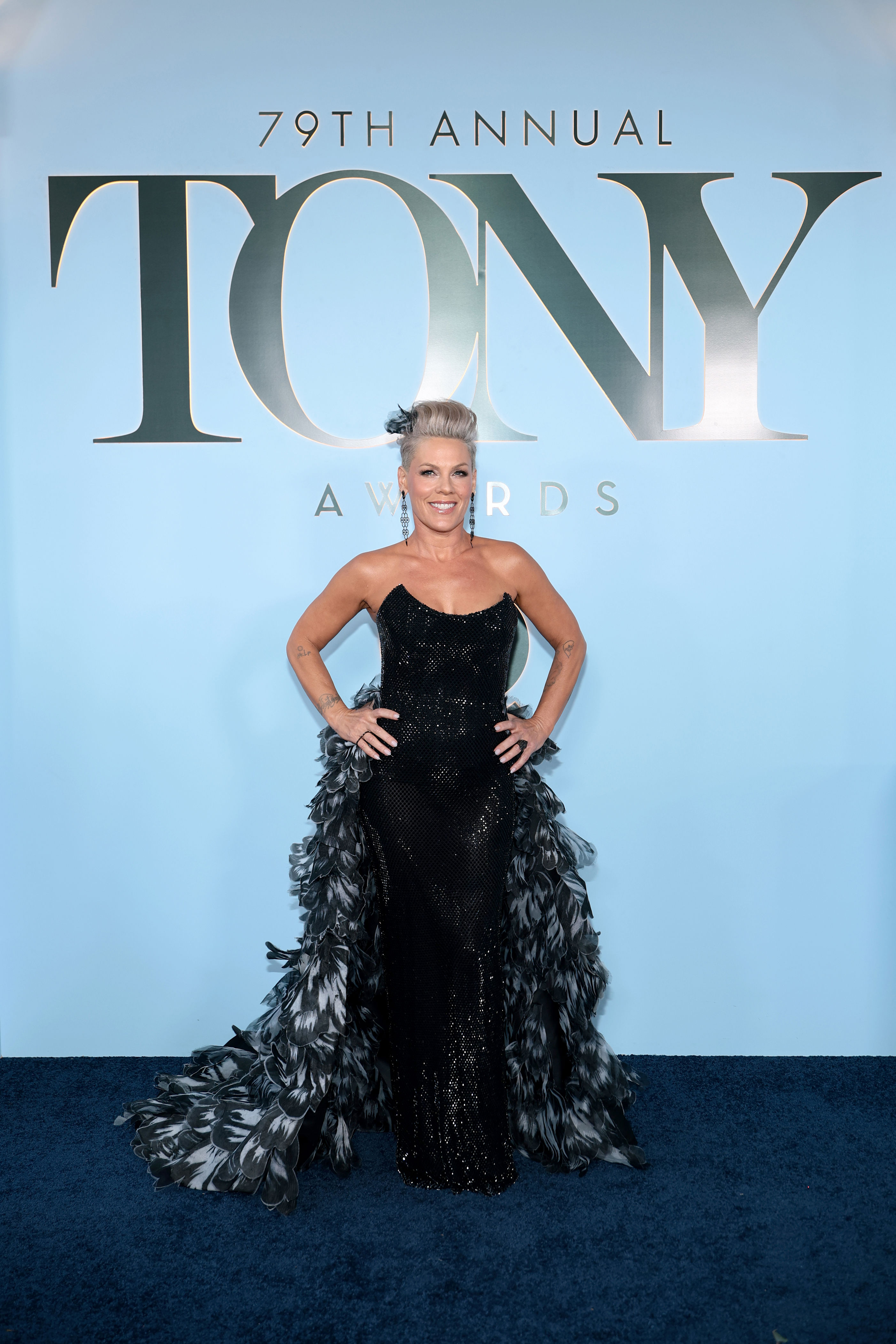 Celebrity style takes over Tony Awards fashion 2026: 7 red carpet looks ...