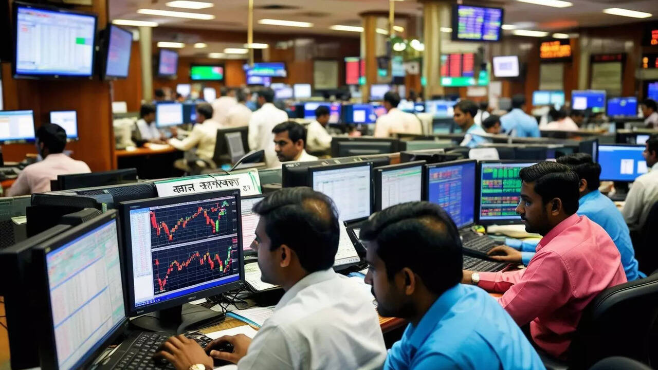 Stock Markets Loss Early Gains, Sensex Sheds Over 600 Points
